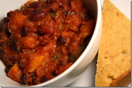 Chili à la patate douce et à la citrouille à la mijoteuse